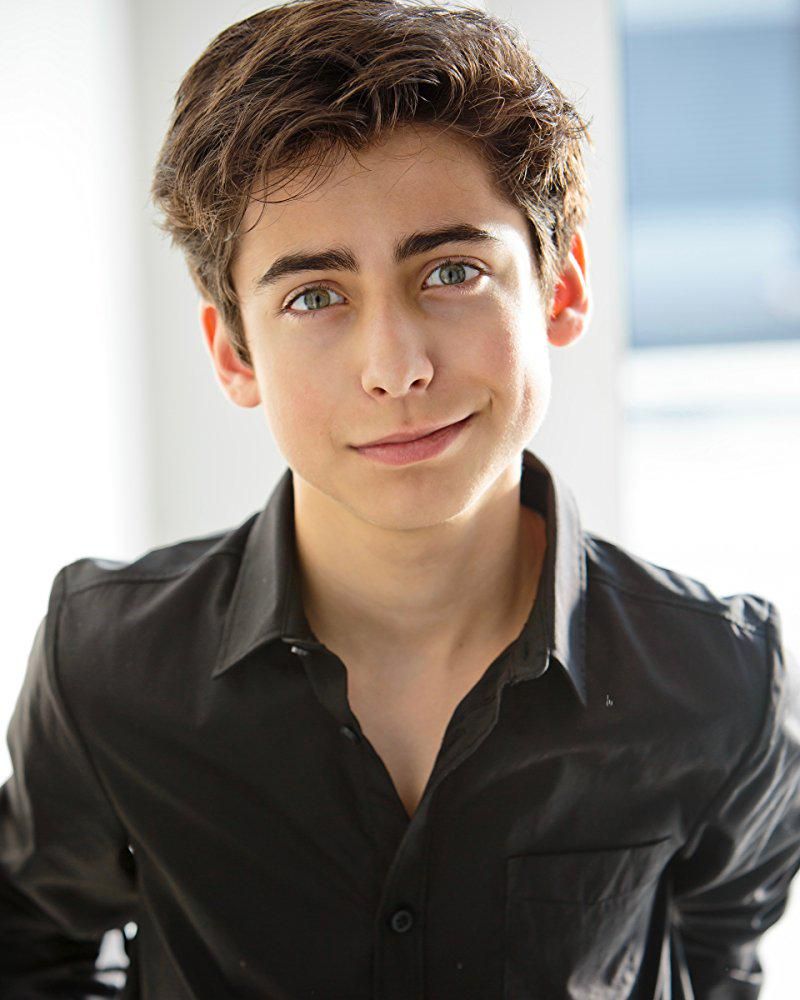 Aidan Gallagher fotos (19 fotos) | Cifra Club Aidan Gallagher fotos (19 fotos) | Cifra Club
