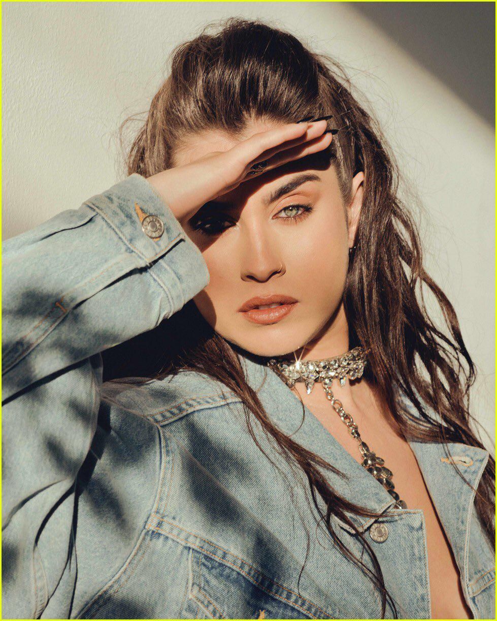 Lauren Jauregui - LETRAS.COM (19 canciones) Lauren Jauregui - LETRAS.COM (19 canciones)